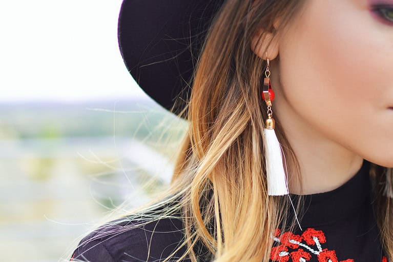 13 Powerful Questions To Ask When You Declutter Jewelry - Alison's Notebook