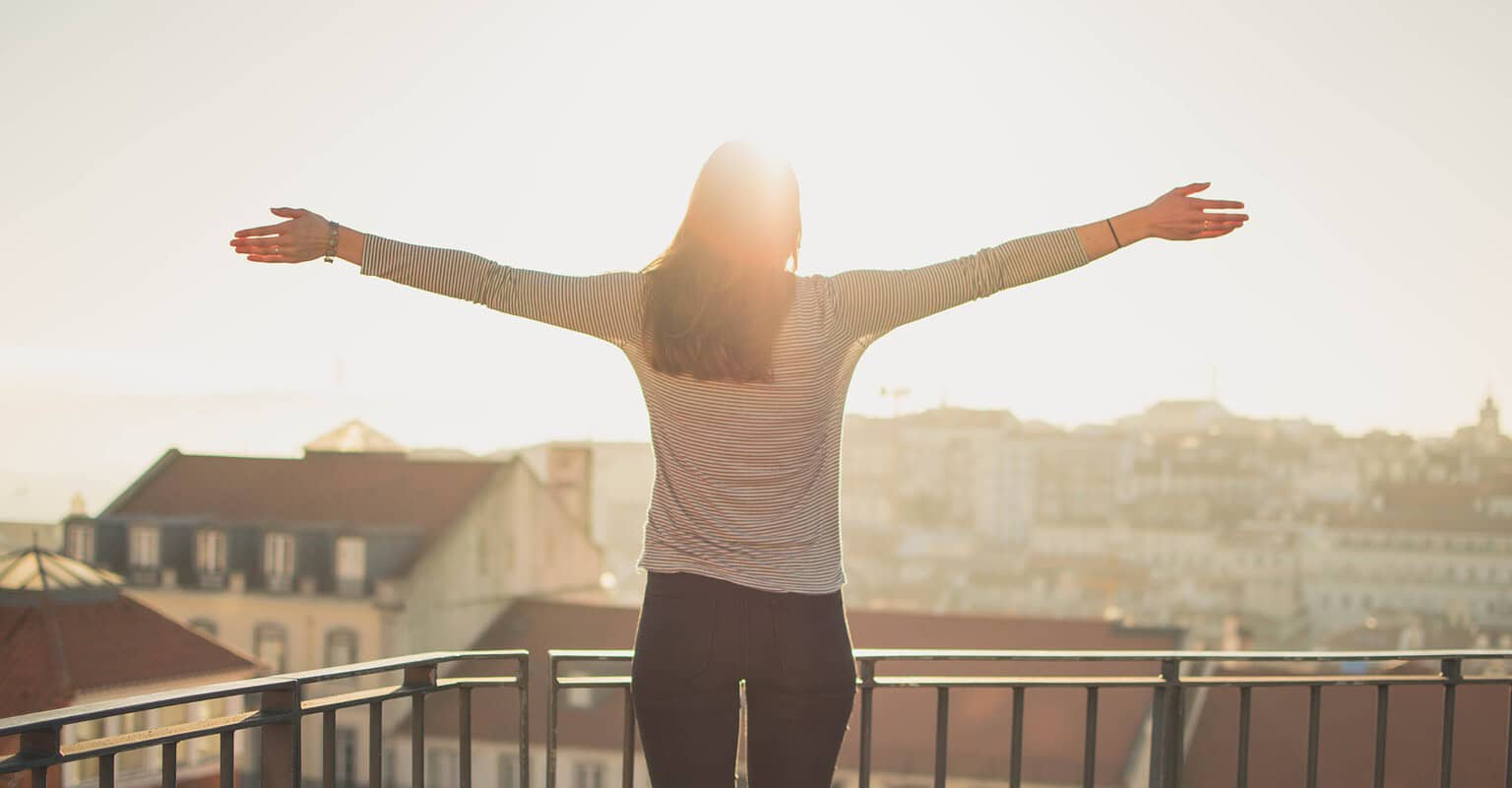 The Slow Life Manifesto (10 Tips On How To Live A Slower Life)