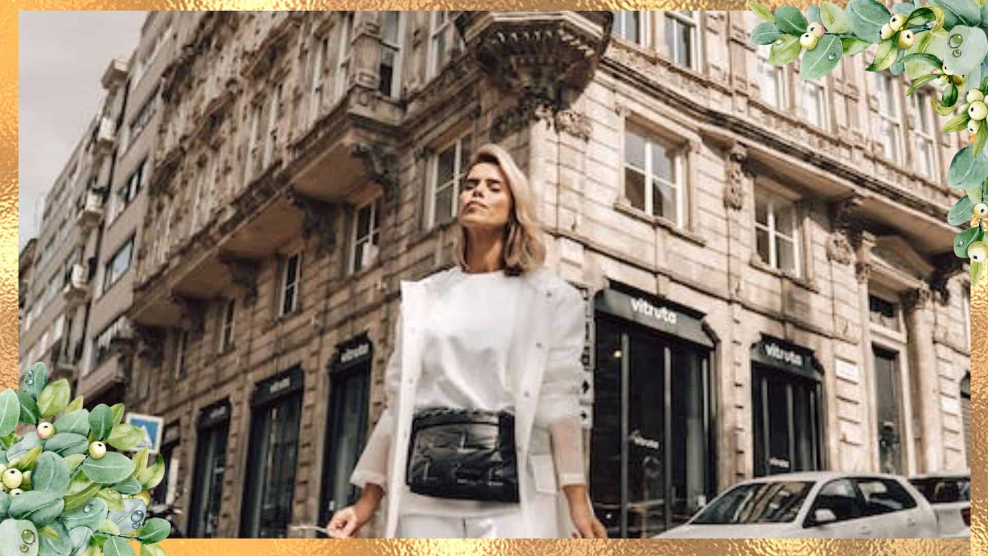 Capsule Wardrobe For Women Over 40 (The Ultimate Style Solution For ...