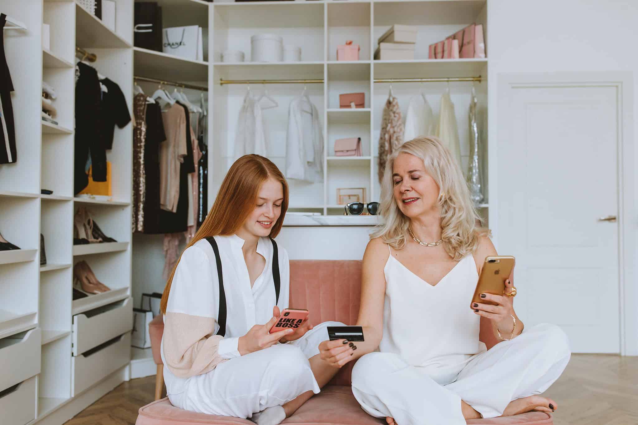 Capsule Wardrobe Over 60 (Effortless Style At Any Age) - Alison's Notebook
